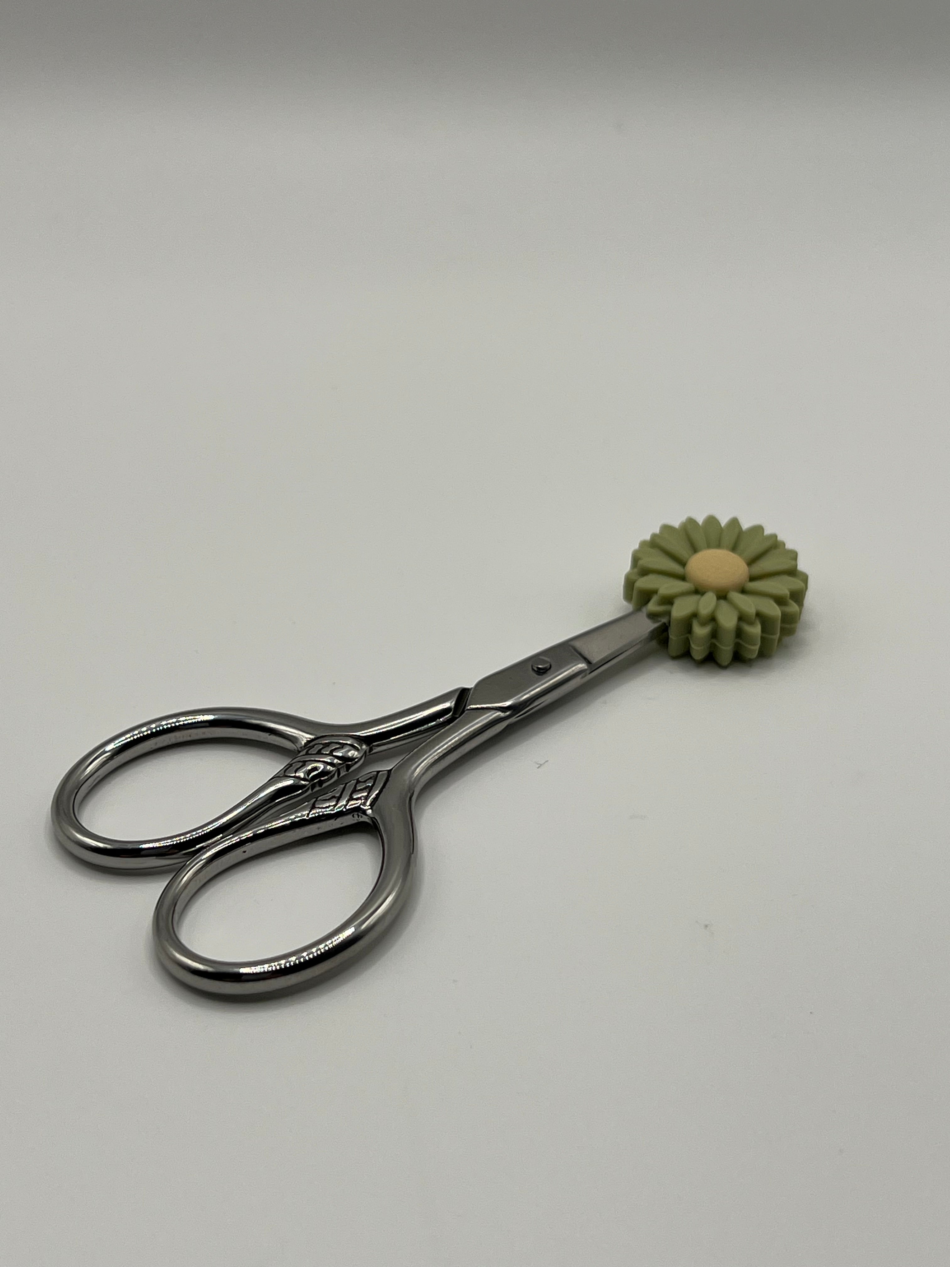 Green Daisy - Scissor Tip Protector – PishPosh on Parade